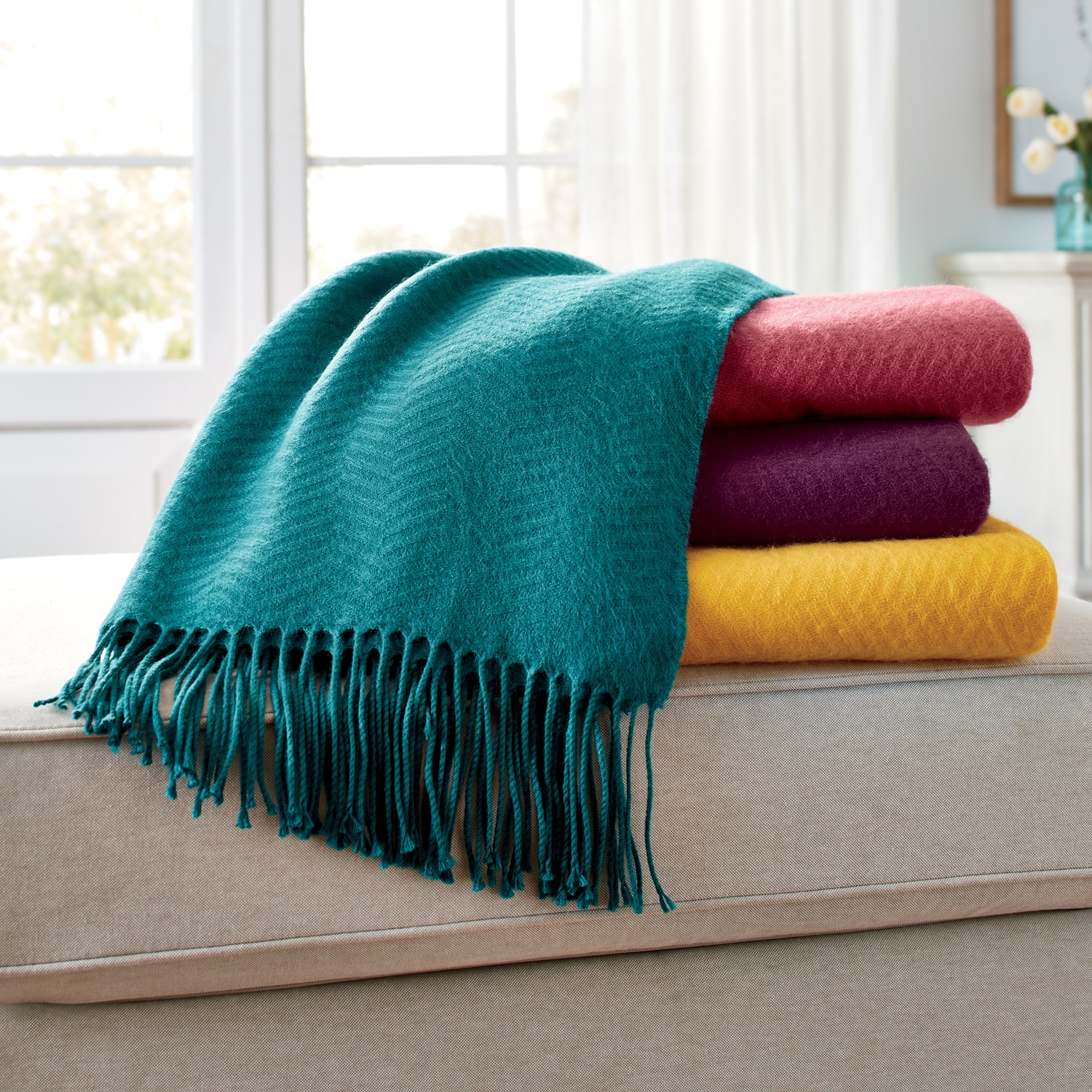 Color Connection Throw | Swiss Colony